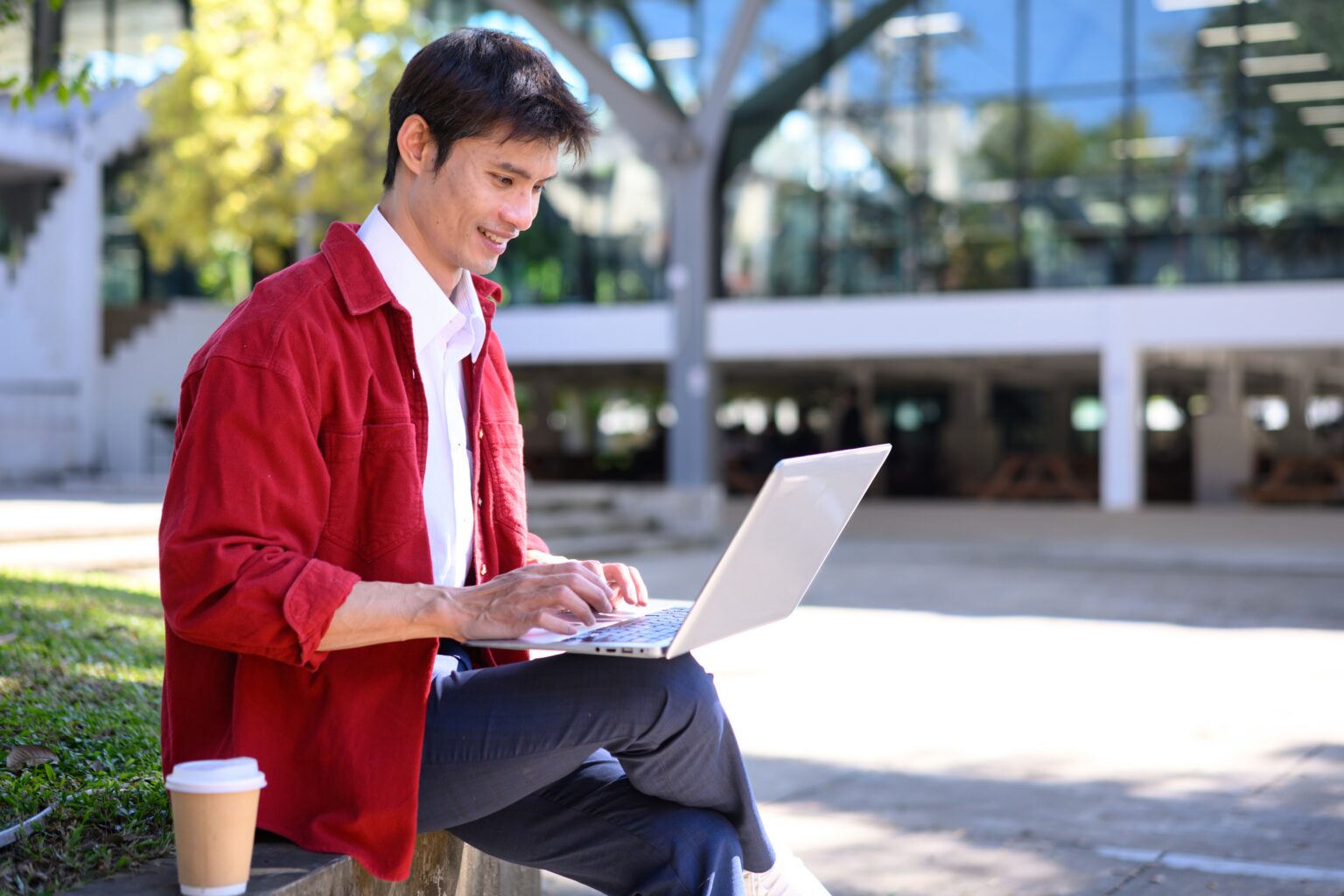 Intune vs SCCM: 6 Key Differences, Pros & Cons
